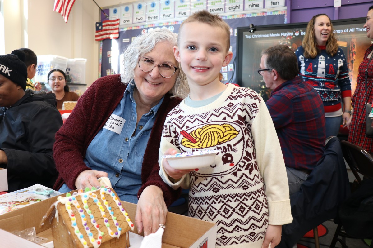 GAMS Students and Families Build Gingerbread Houses Together- News - NECSD
